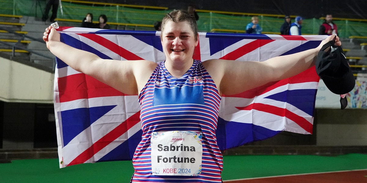 WORLD RECORD BREAKER SABRINA FORTUNE SEALS GLOBAL TITLE NUMBER THREE ...